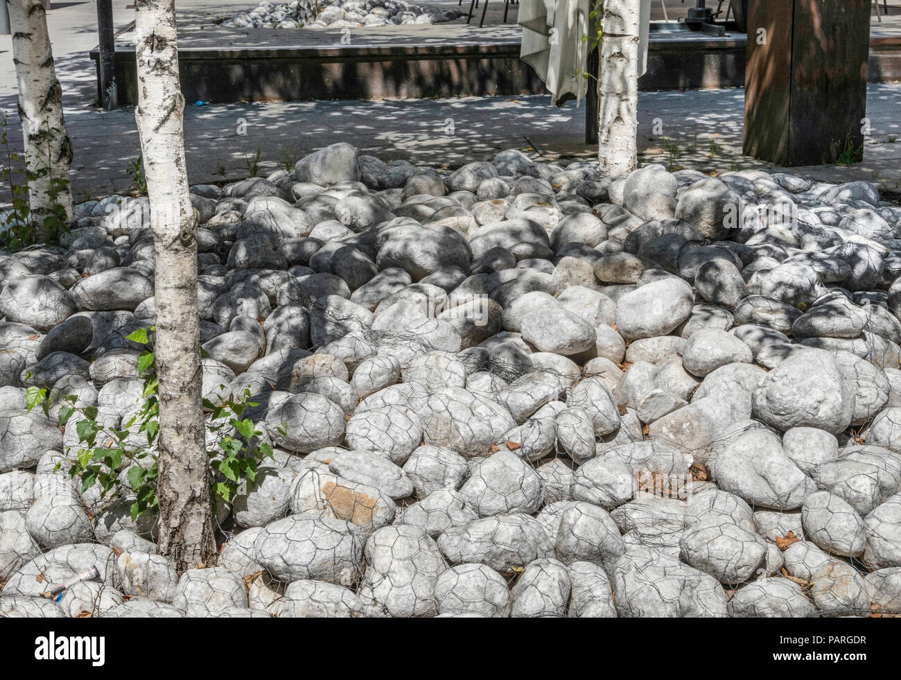 Protective stones hi-res stock photography and images - Alamy Protective stones hi-res stock photography and images - Alamy