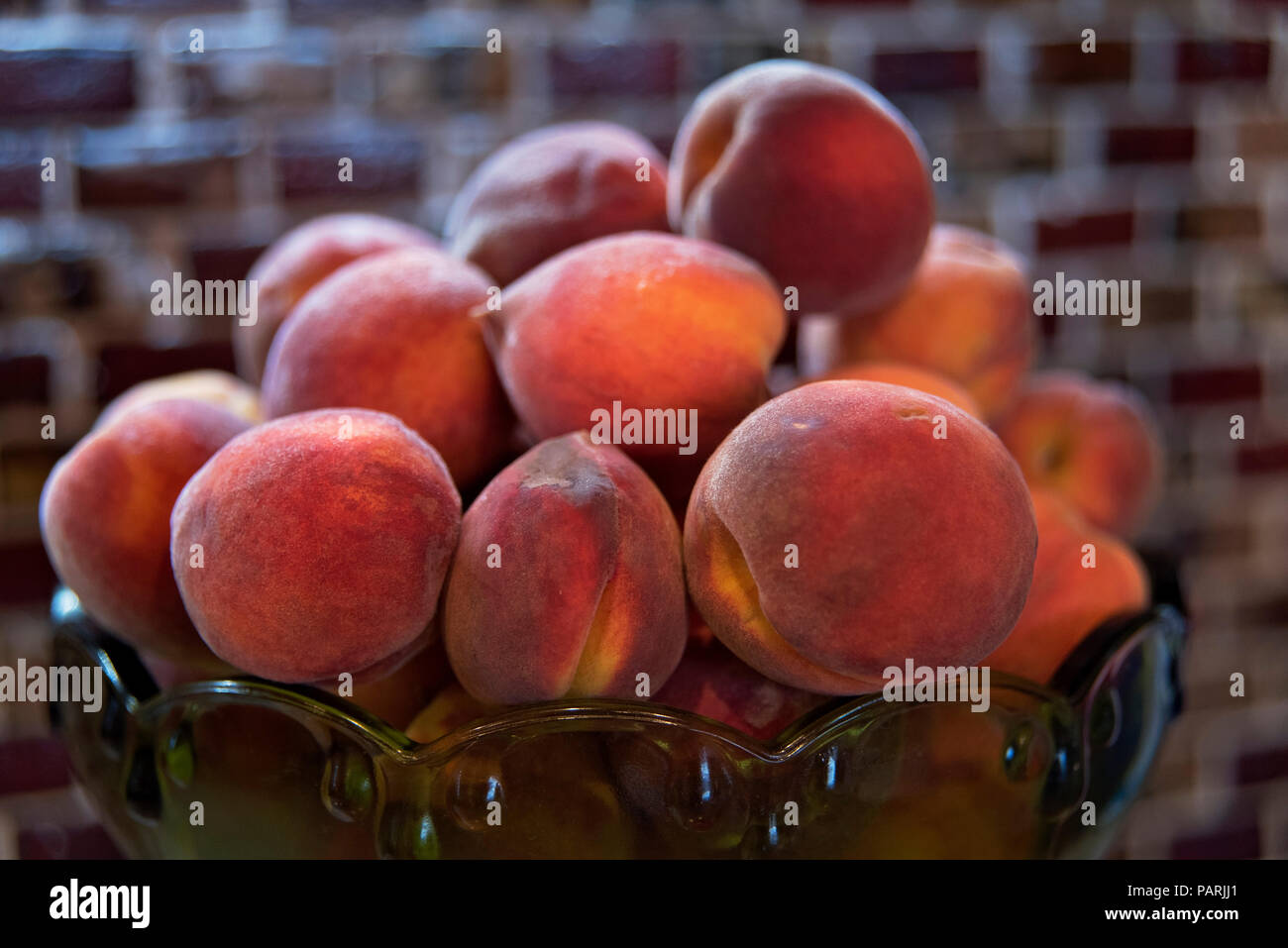 red haven peaches Stock Photo - Alamy