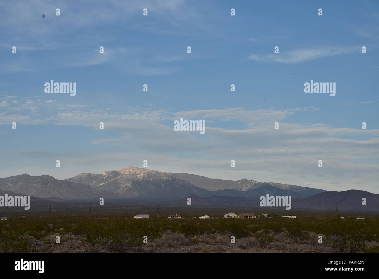 Mojave desert town hi-res stock photography and images - Alamy