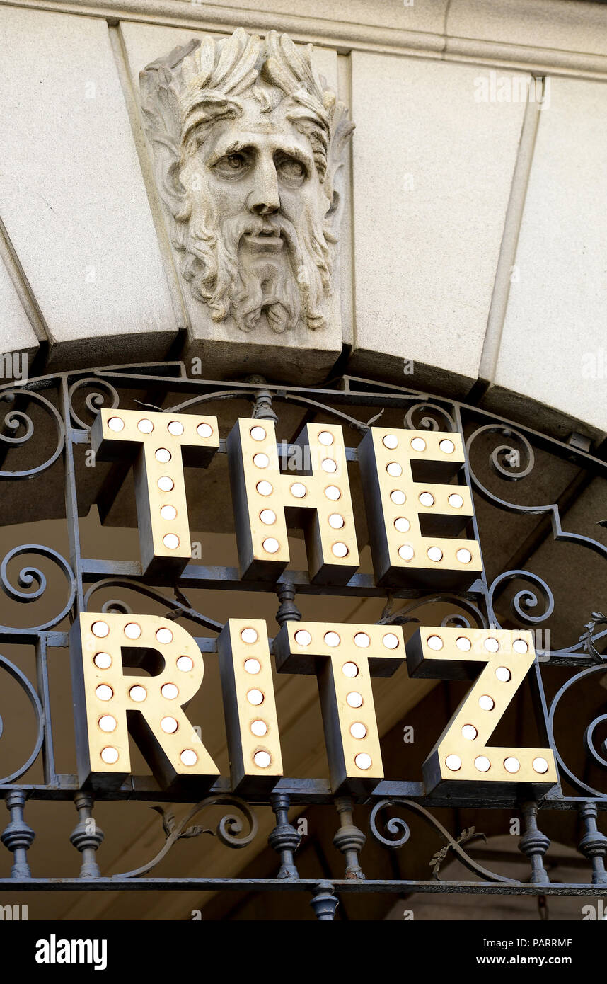 The Ritz Hotel in London Stock Photo - Alamy