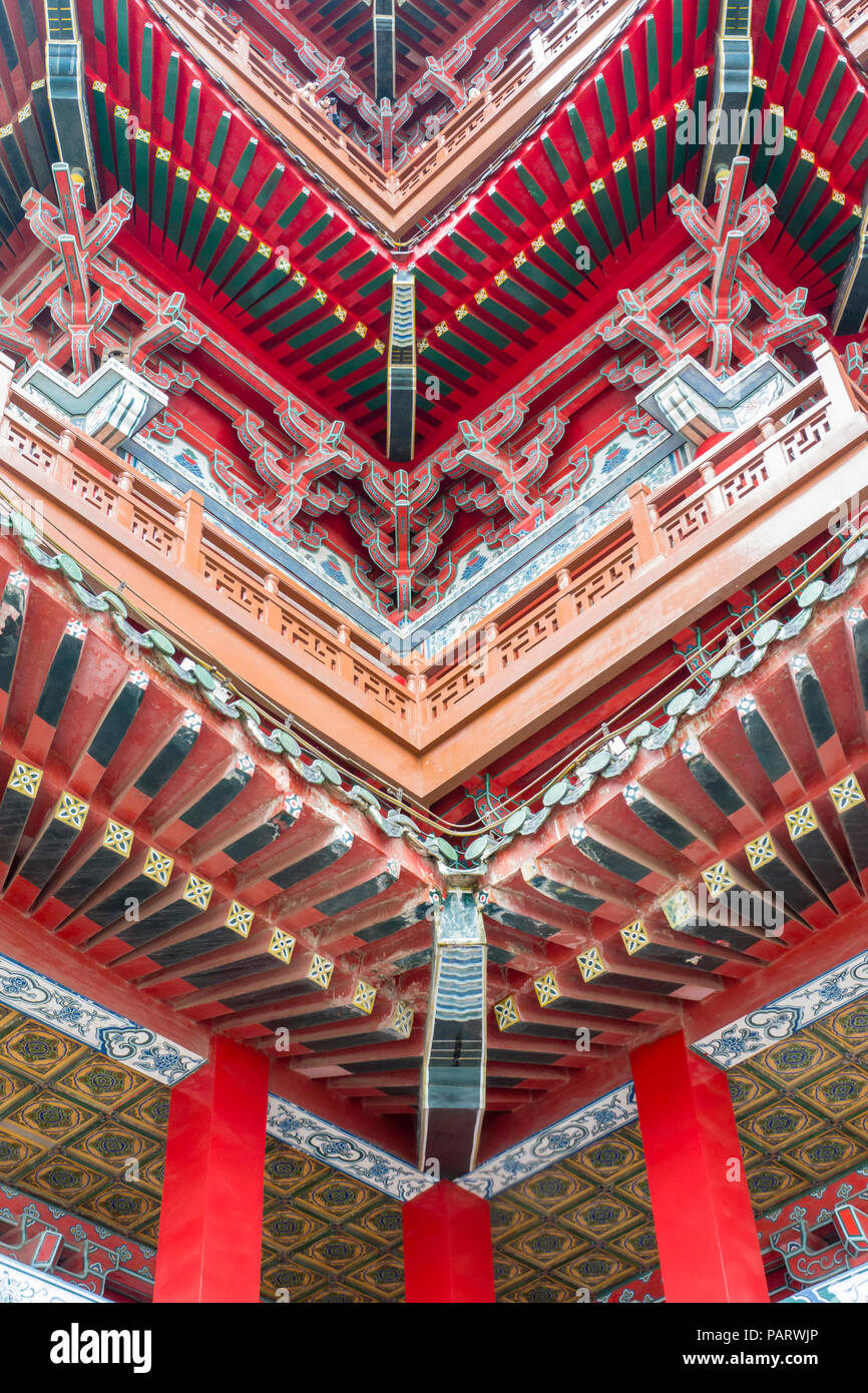 Details, classic Chinese building Stock Photo - Alamy