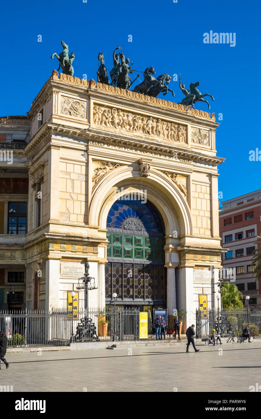 The Politeama Theatre, Teatro Politeama facade, Palermo, Sicily in ...