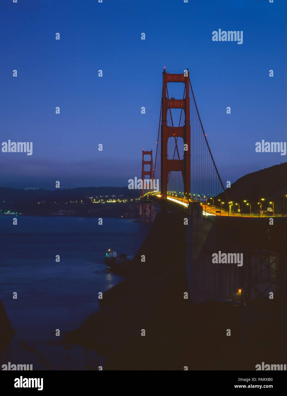 Golden Gate Bridge at night in California Stock Photo - Alamy