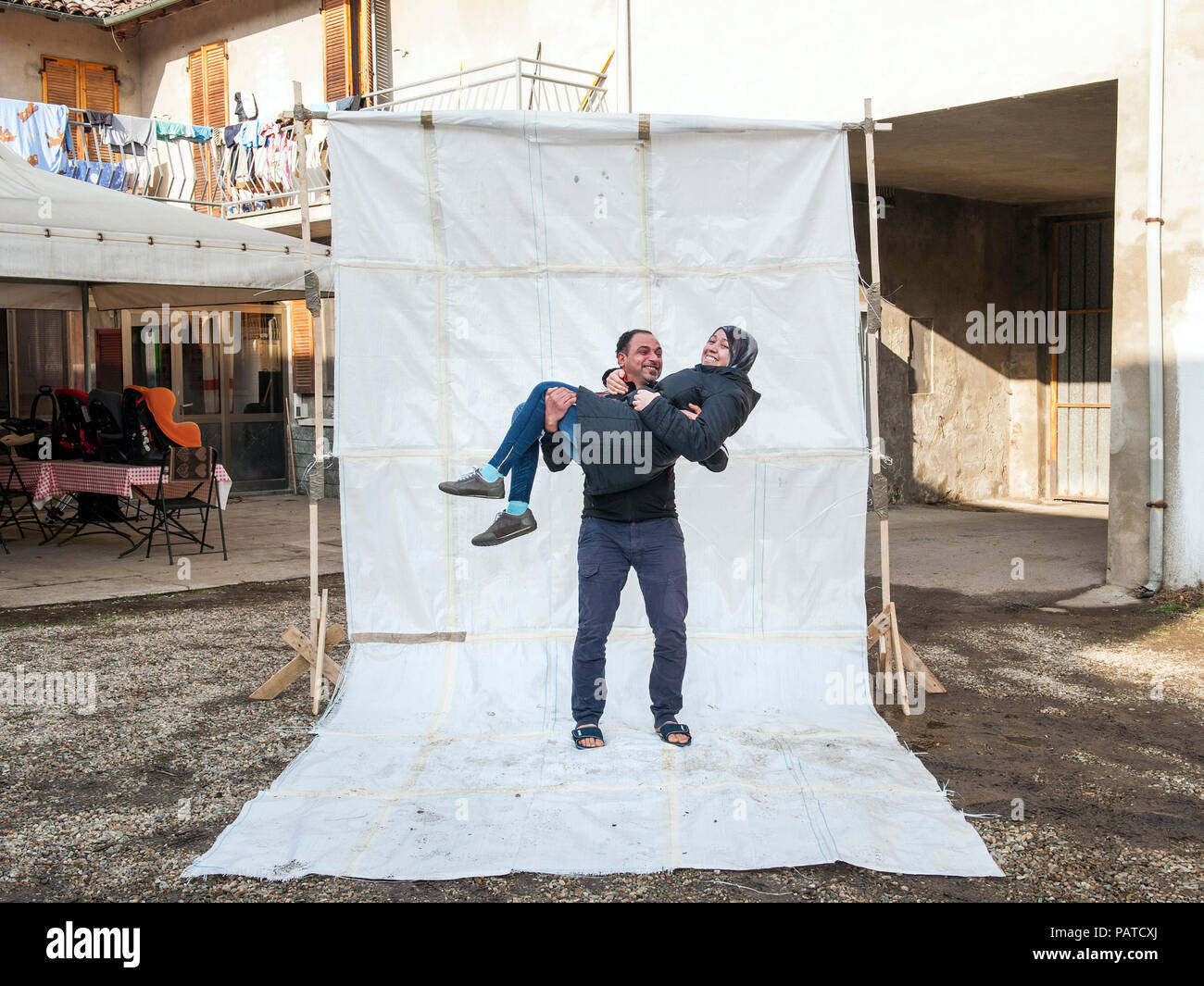 Italy, Cozzo, fleeing families Stock Photo - Alamy