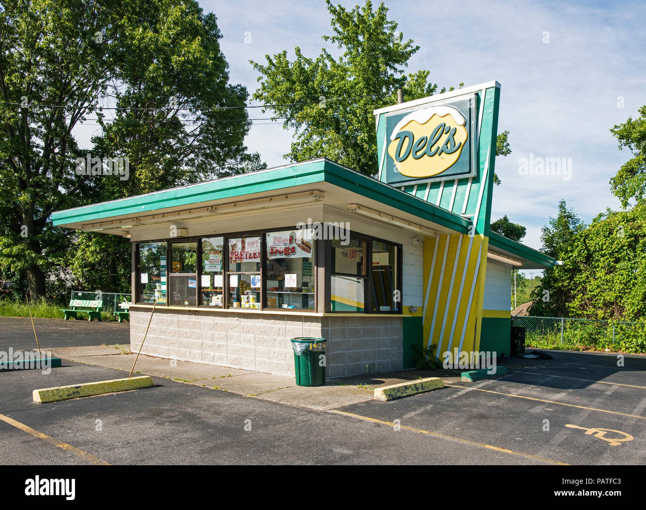 Del's Lemonade, Cumberland, RI Stock Photo - Alamy