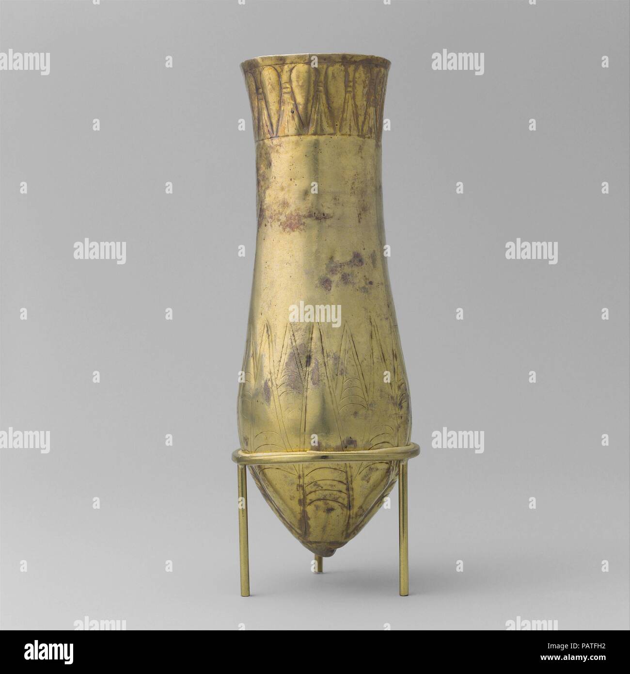 Situla egyptian hi-res stock photography and images - Alamy