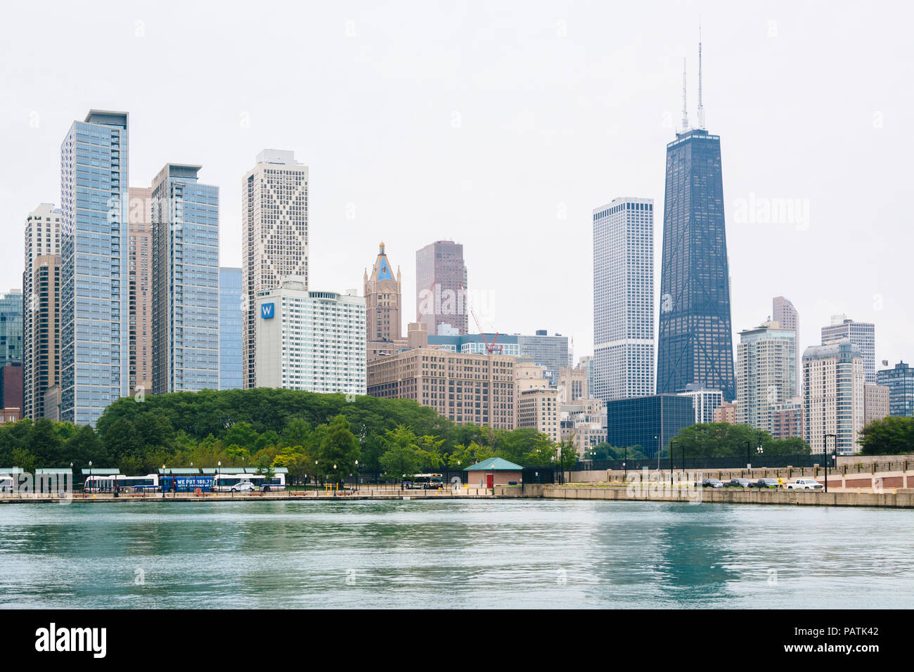 Chicago skyline from navy pier hi-res stock photography and images - Alamy
