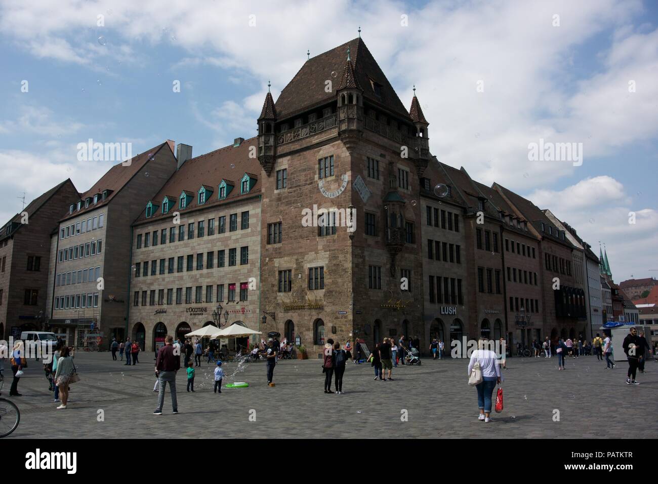 Old town by night with nuremberg castle hi-res stock photography and ...