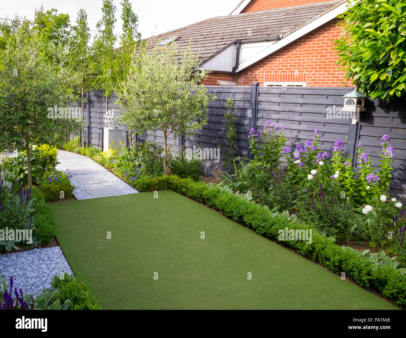 Buxus borders hi-res stock photography and images - Alamy