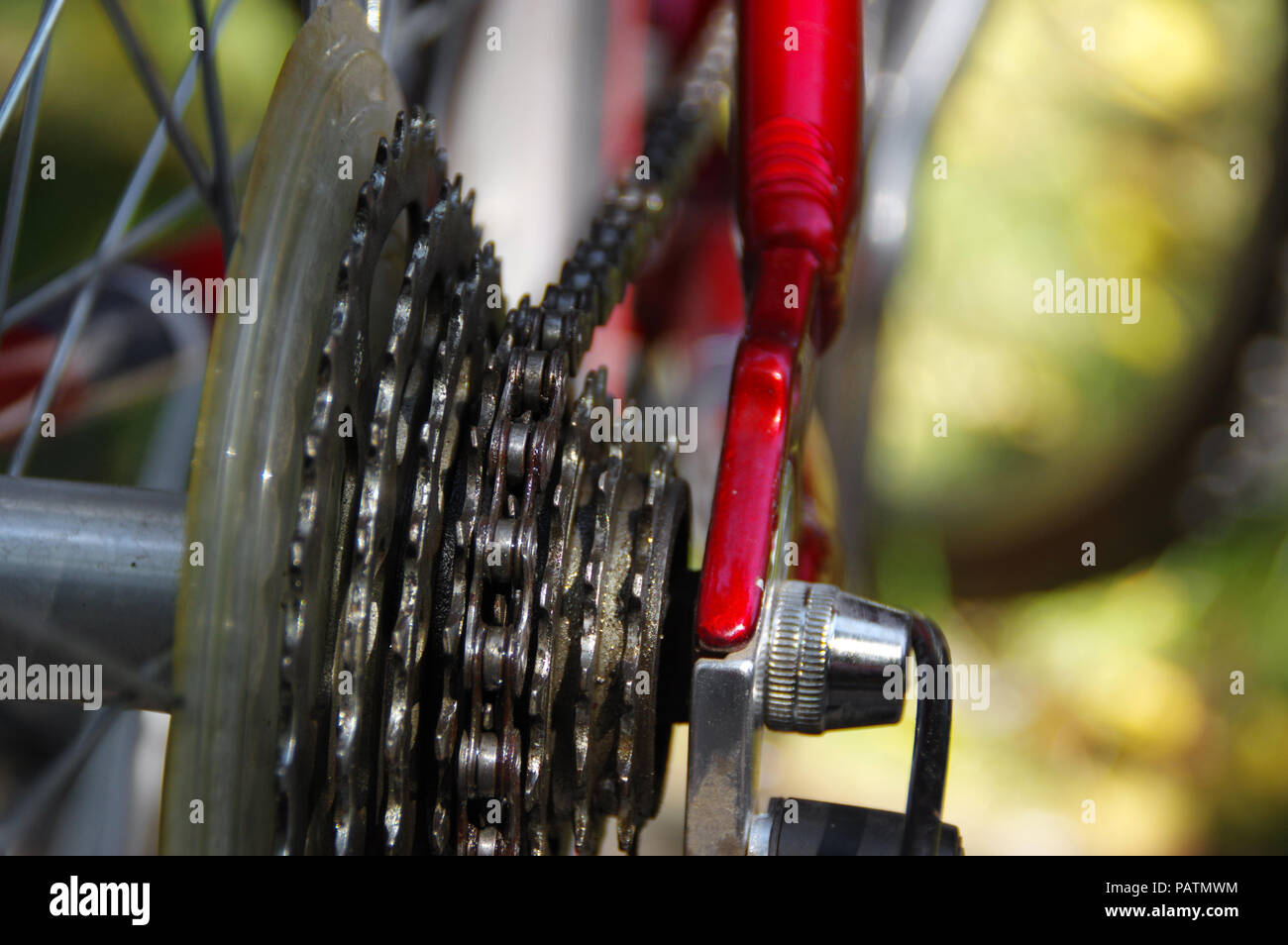 Bicycle chain close up hi-res stock photography and images - Alamy