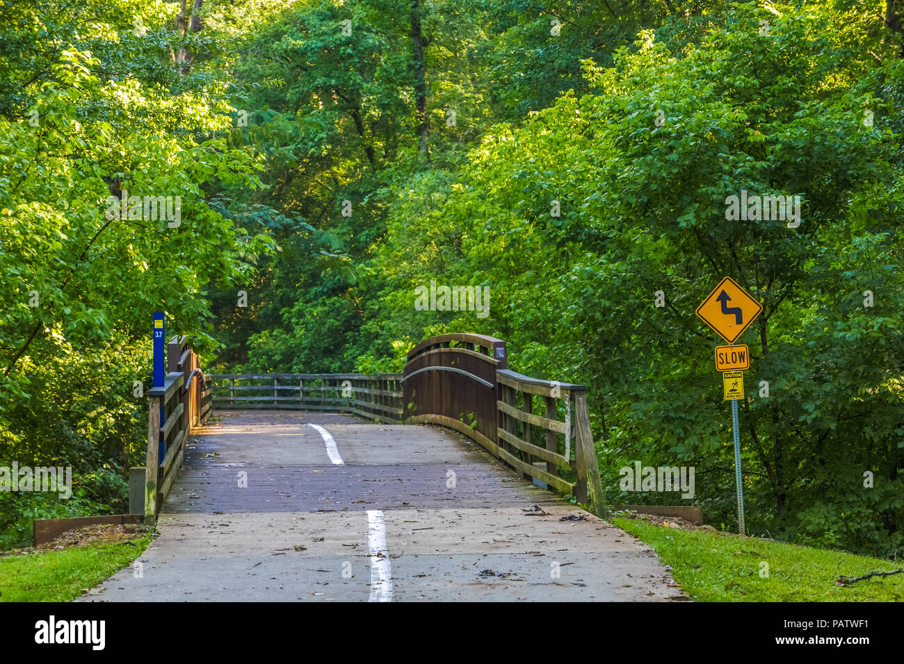 Foot trail hi-res stock photography and images - Alamy