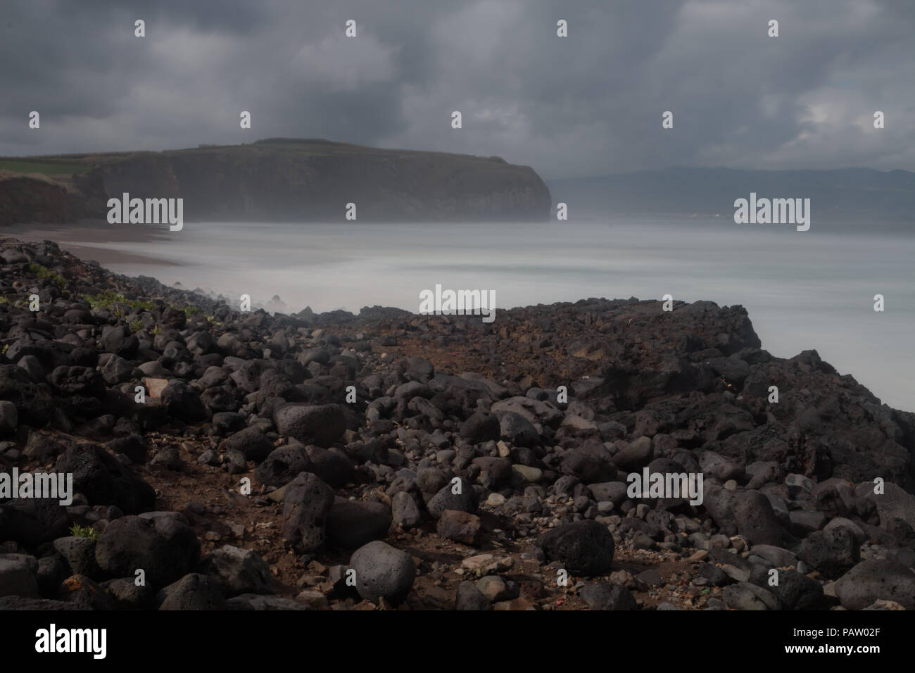 Santa barbara beach rock formation hi-res stock photography and images ...