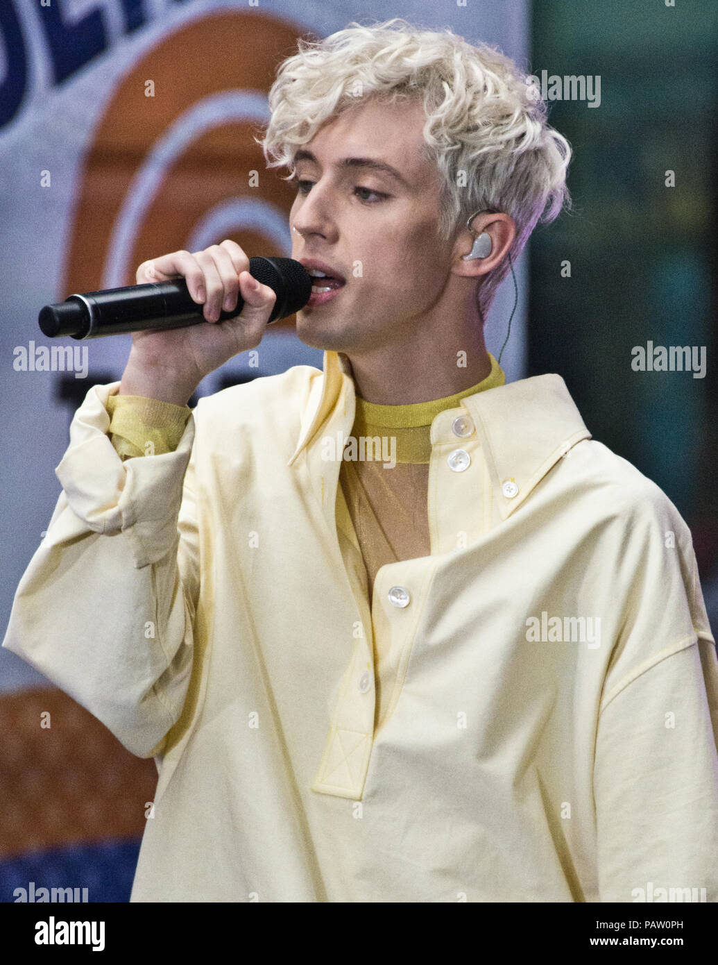 New York, NY, USA. 28th May, 2018. South African-born Australian Singer ...
