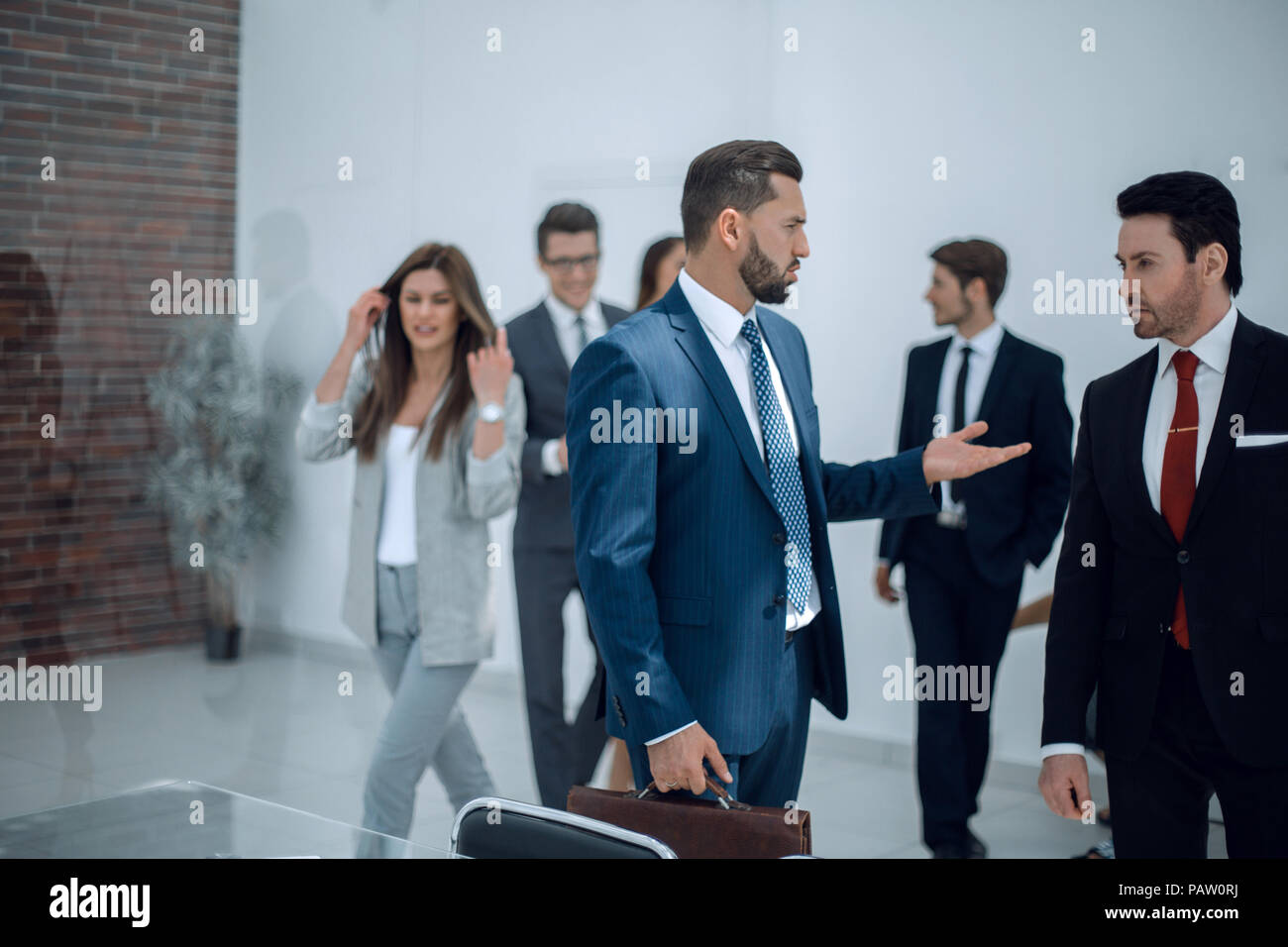 business people in the workplace Stock Photo - Alamy
