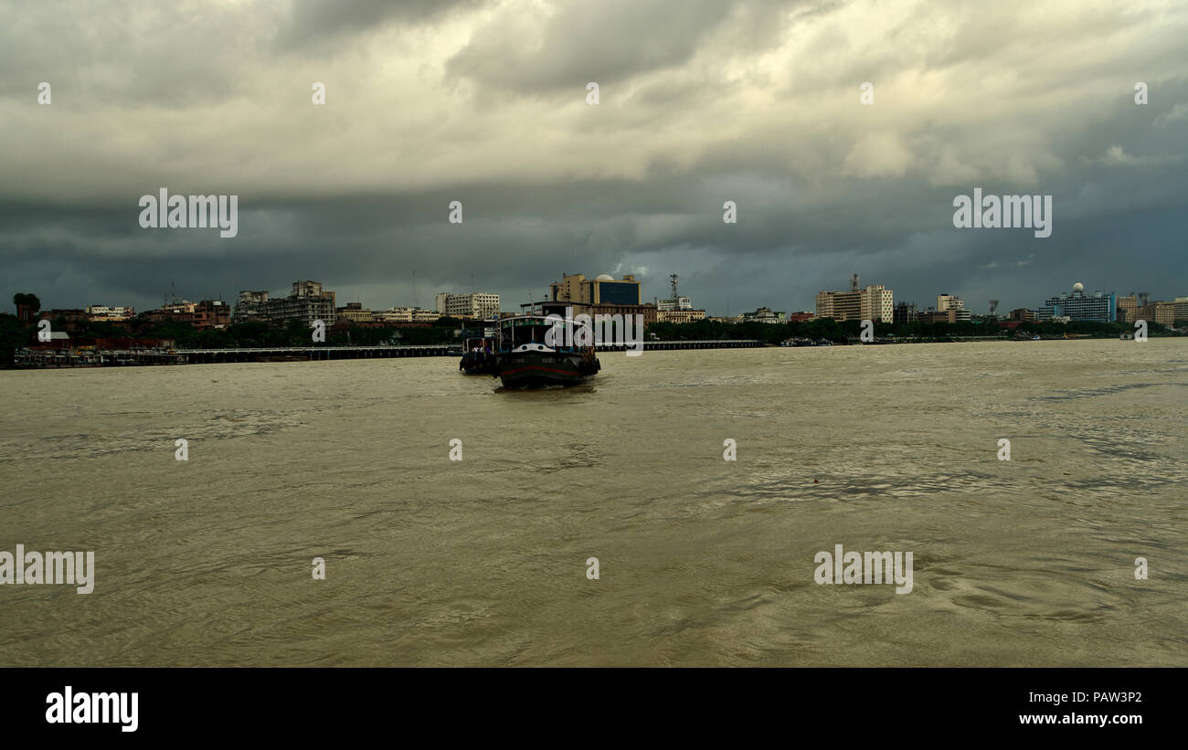Kolkata Howrah Skyline Stock Photo - Alamy