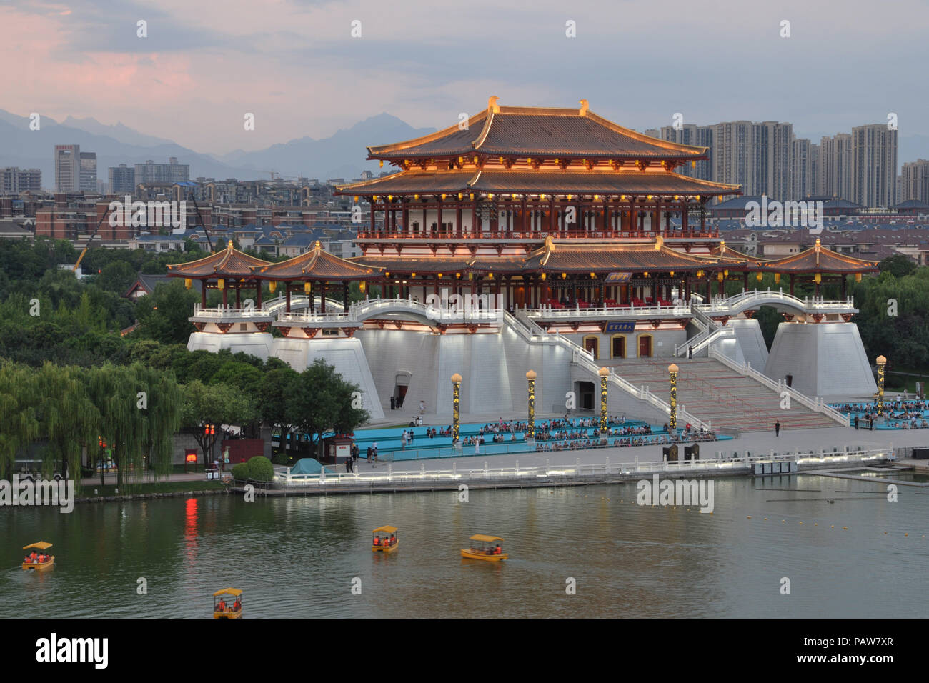 Datang furong garden hi-res stock photography and images - Alamy