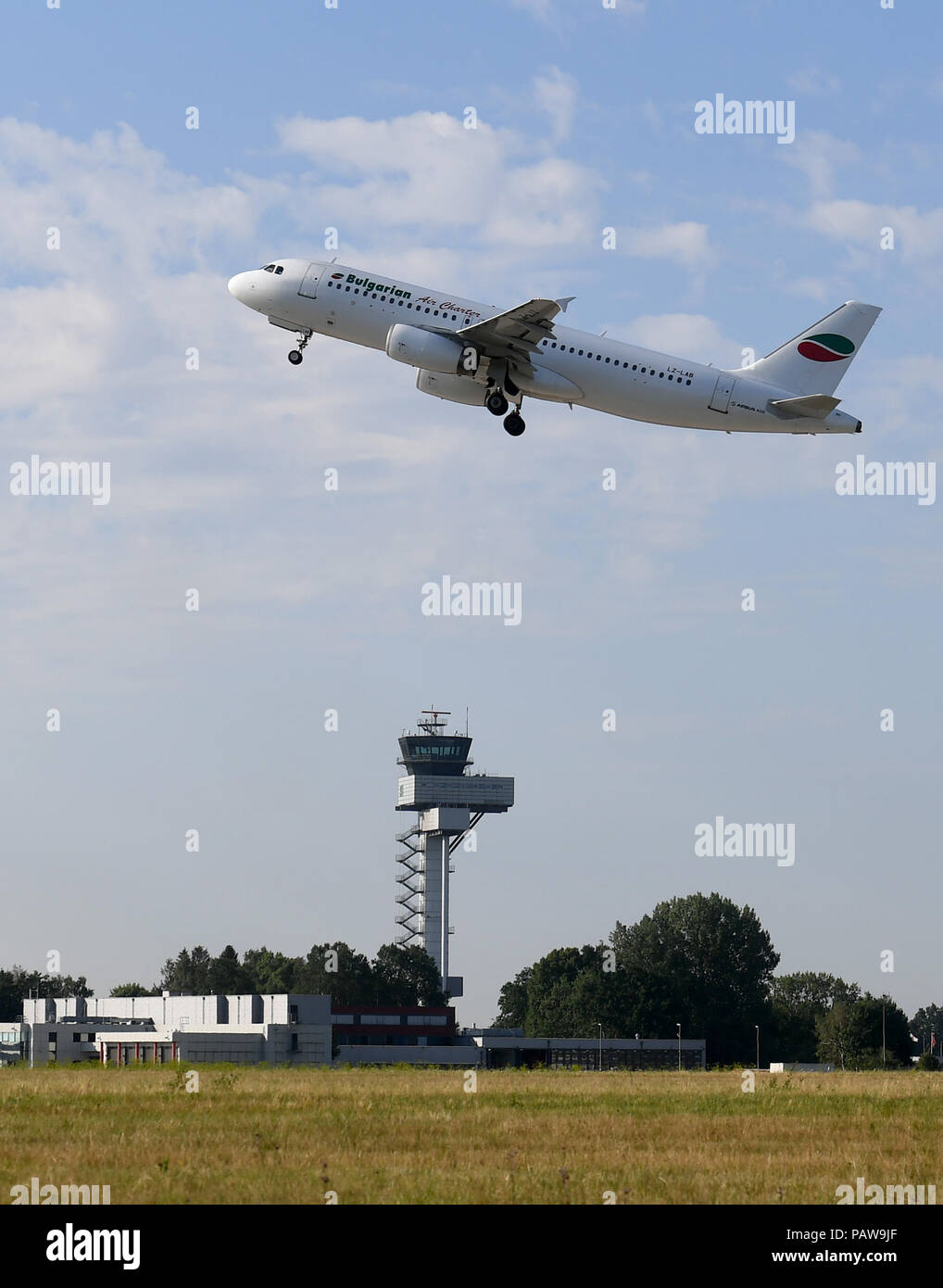 Germany, Langenhagen. 25th July, 2018. An aircraft takes off from ...