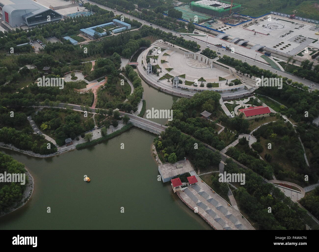 Ecological conditions hi-res stock photography and images - Alamy