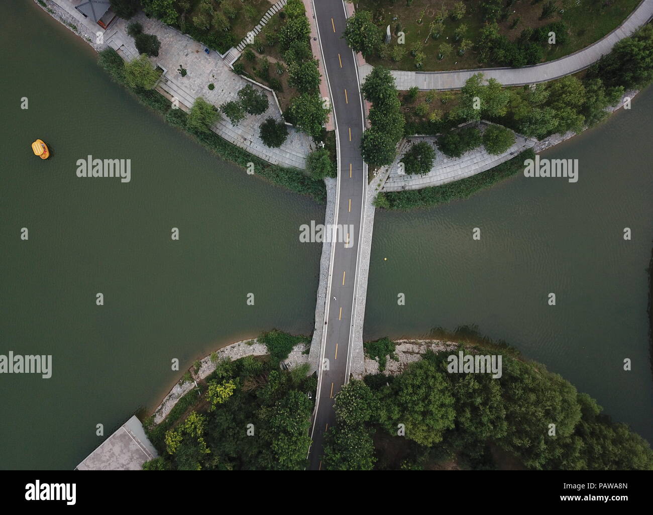 Ecological conditions hi-res stock photography and images - Alamy