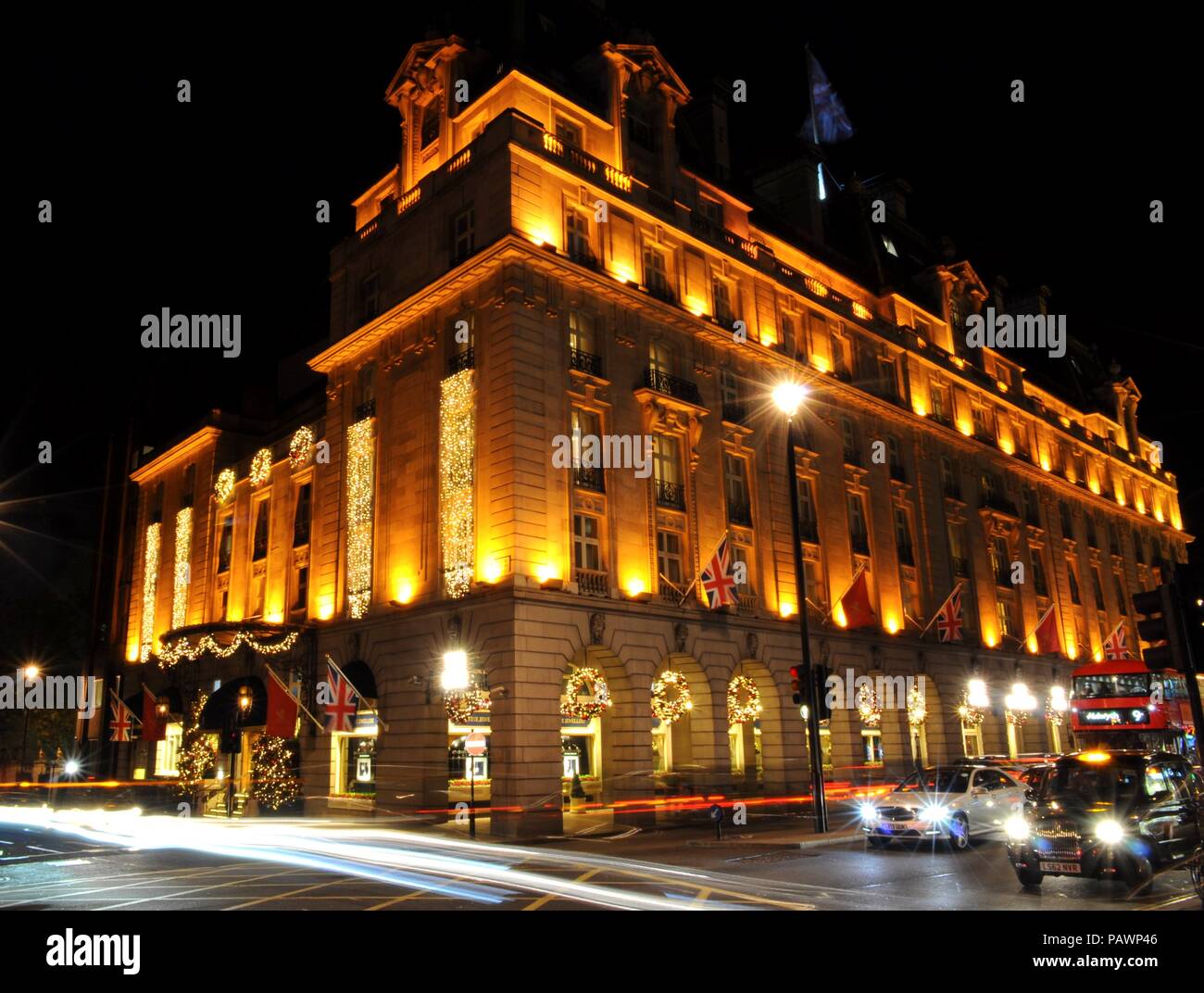 The ritz hotel london christmas hi-res stock photography and images - Alamy