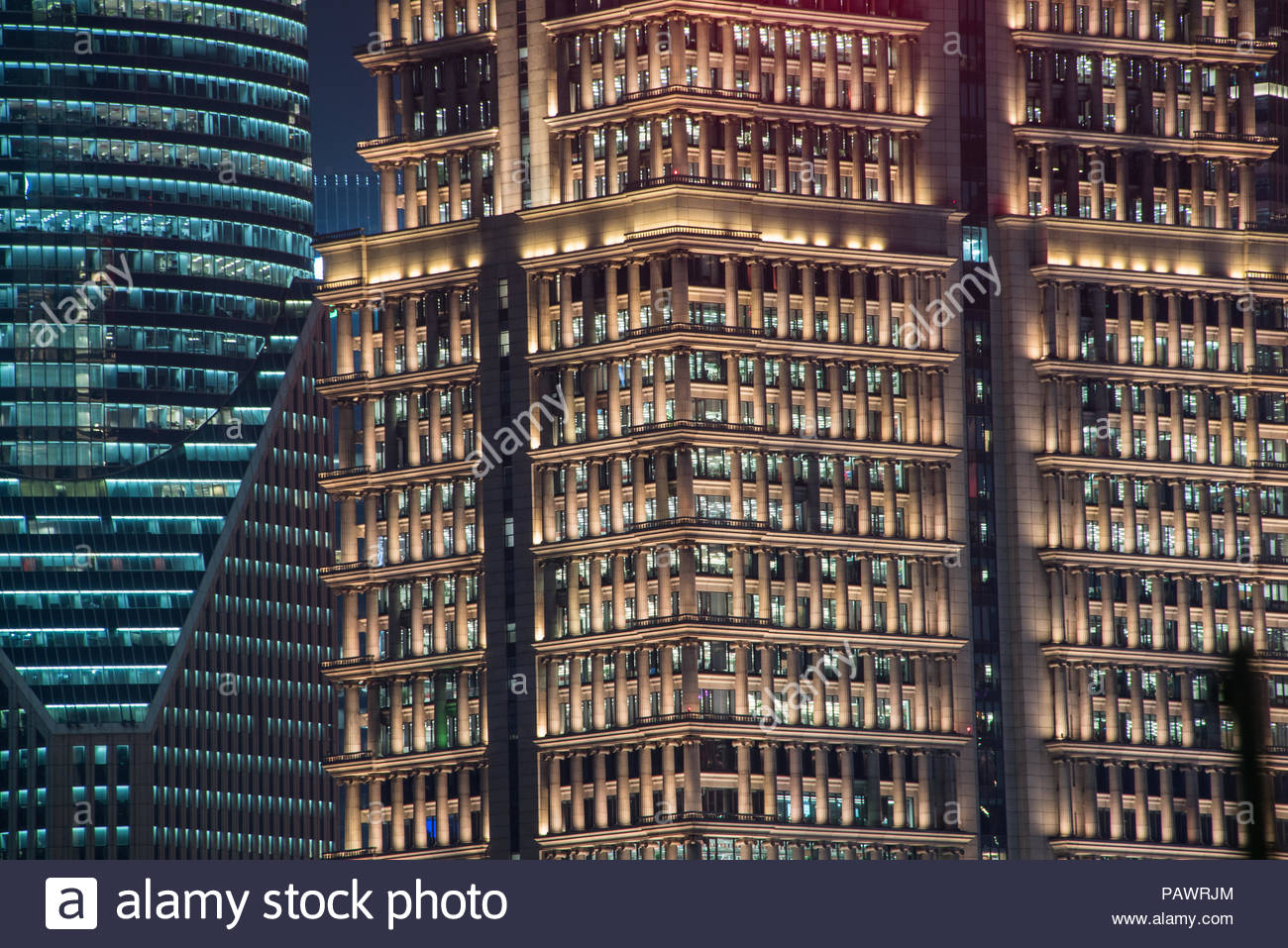 Exterior Shot Office Building Night Stock Photos & Exterior Shot Office ...