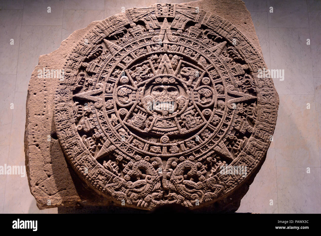 Aztec sunstone hi-res stock photography and images - Alamy
