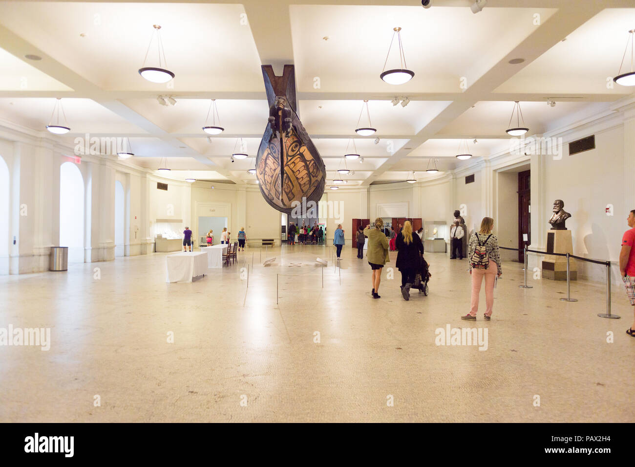 NEW YORK, USA - SEP 22, 2015: Interior of the American museum of ...