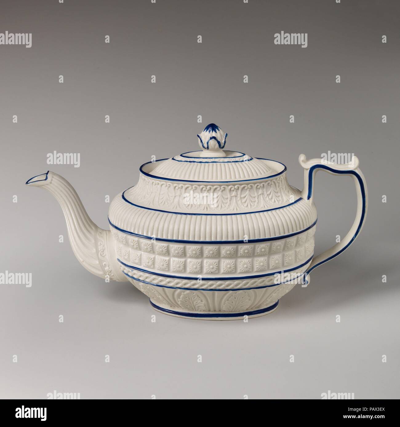 Teapot. Culture: British. Dimensions: 6 1/2 × 11 1/4 in. (16.5 × 28.6 ...