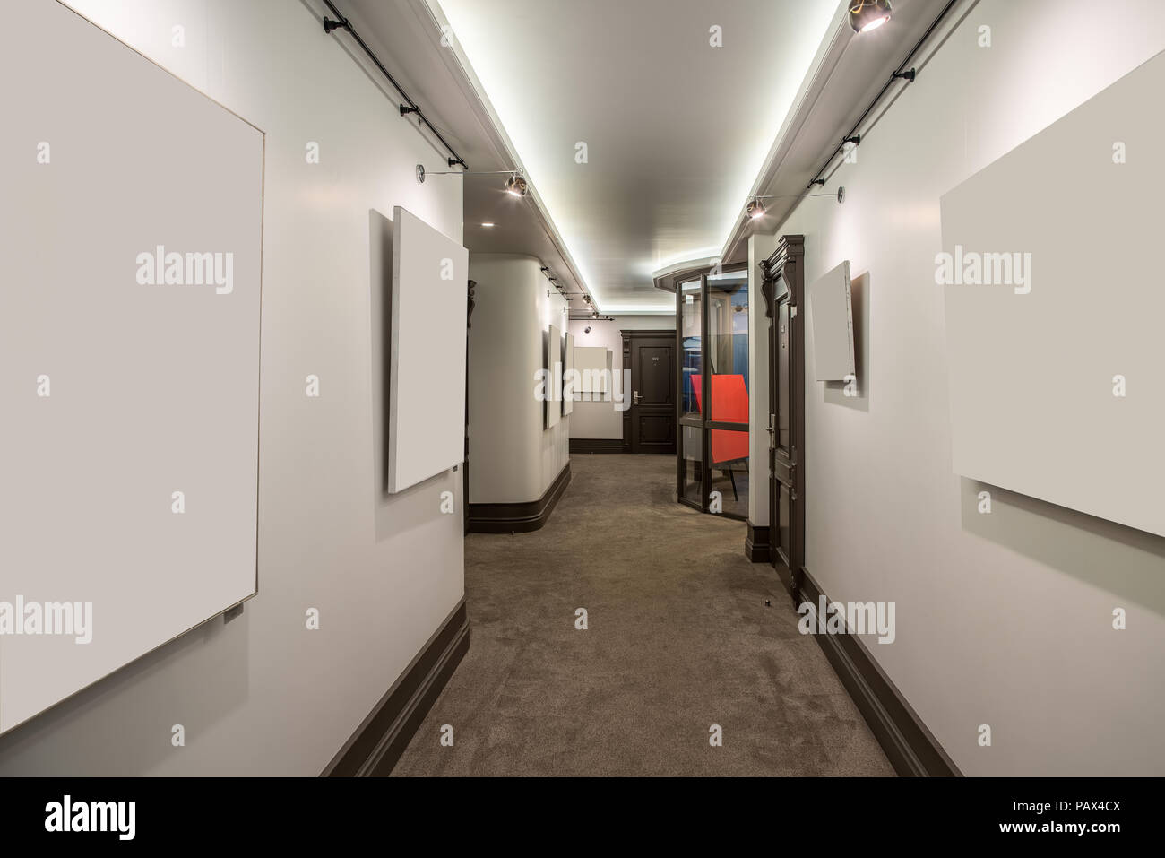 Partition corridor hi-res stock photography and images - Alamy