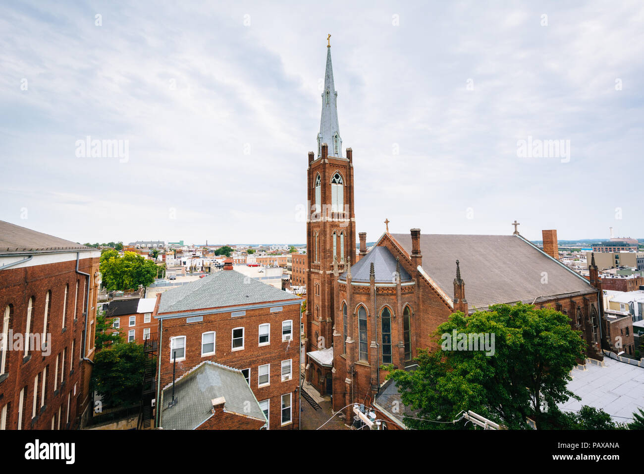 Blue cross building maryland hi-res stock photography and images - Alamy