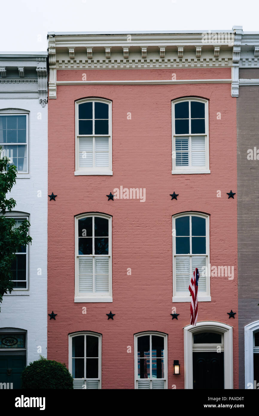 Federal row house hi-res stock photography and images - Alamy