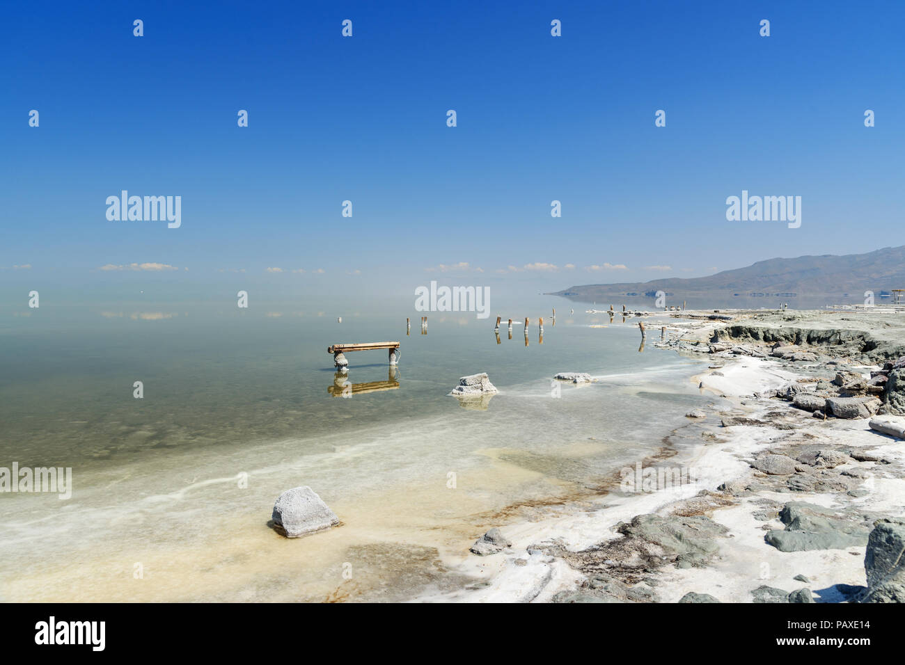 Salt crystals in iran hi-res stock photography and images - Alamy
