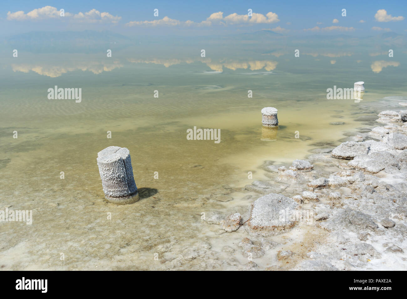 Salt crystals in iran hi-res stock photography and images - Alamy