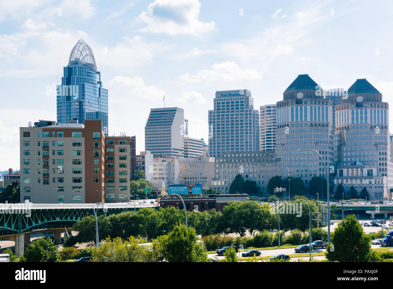 Downtown cincinnati hi-res stock photography and images - Alamy Downtown cincinnati hi-res stock photography and images - Alamy