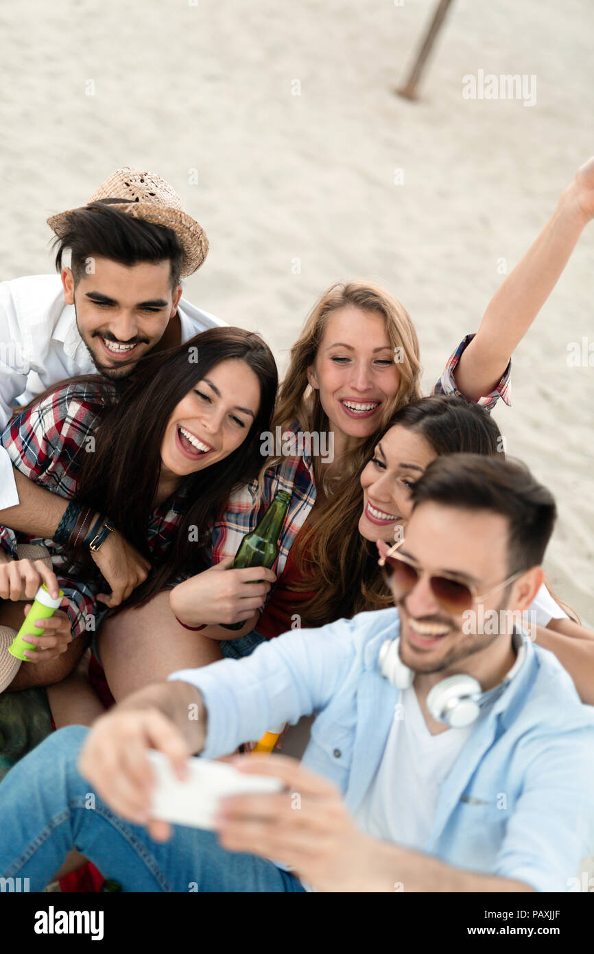 Group of cool young people hi-res stock photography and images - Alamy