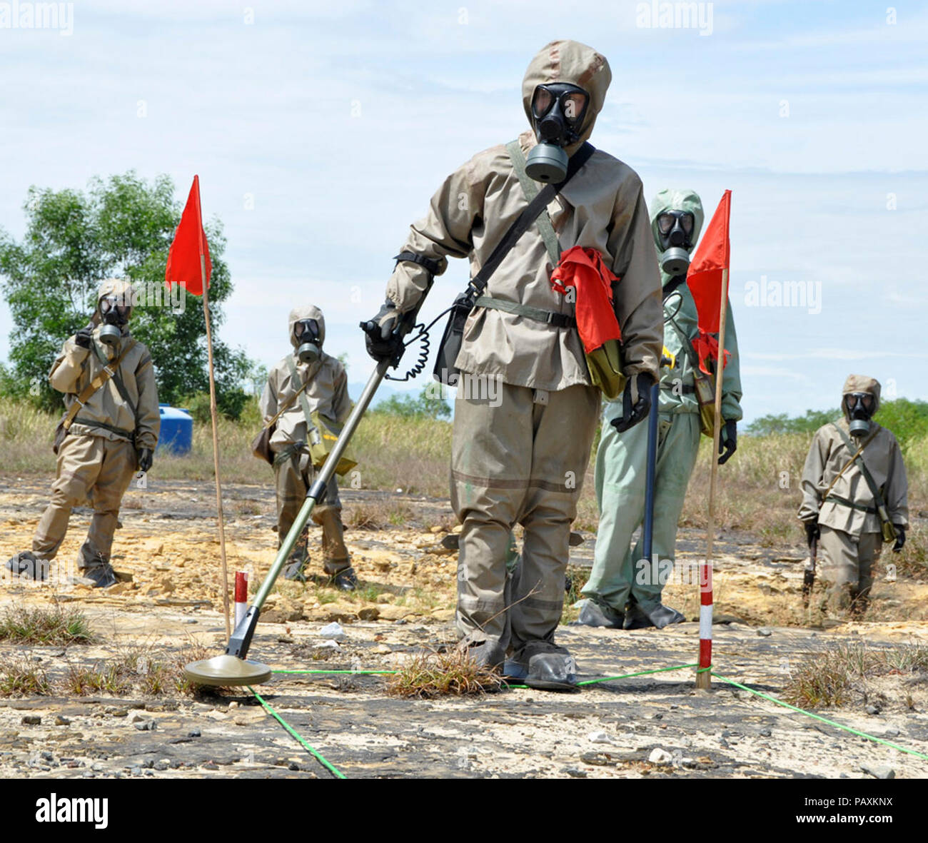 A Vietnamese soldier demonstrates UXO detection and clearance in Danang ...