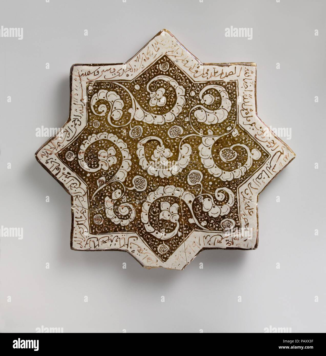 16 point star shaped hi-res stock photography and images - Alamy