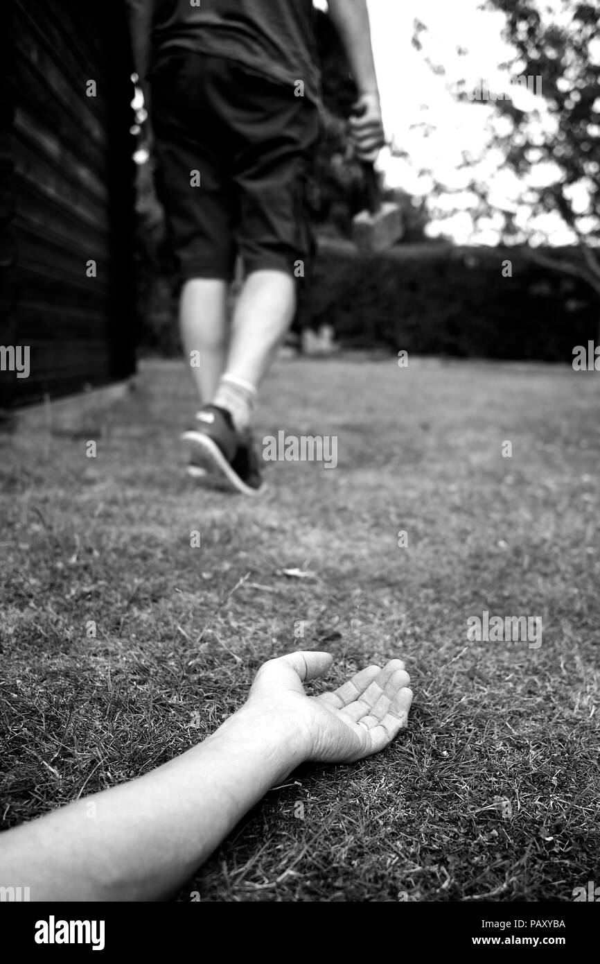 Dead murdered Black and White Stock Photos & Images - Alamy