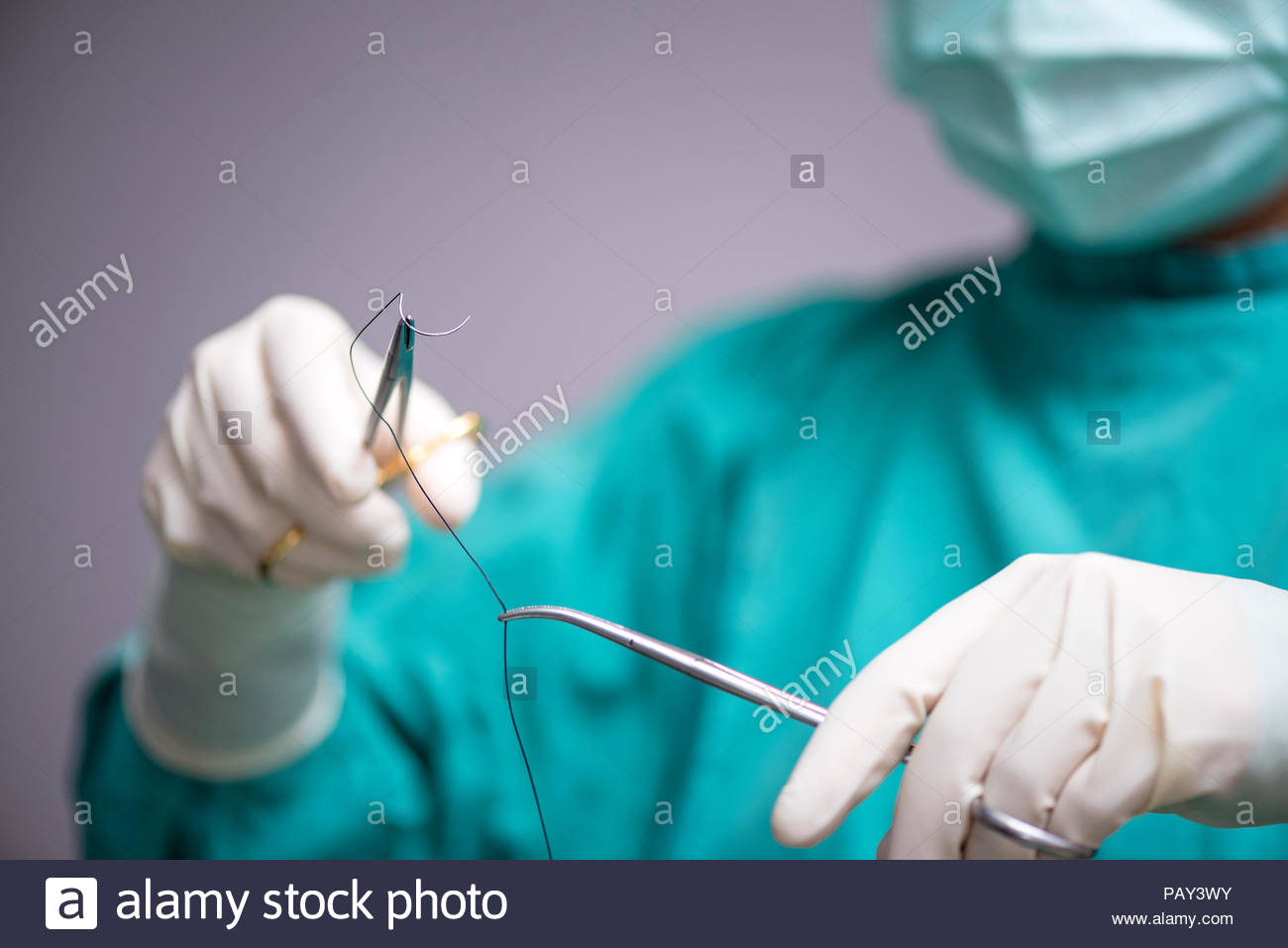 Suture Needle Stock Photos & Suture Needle Stock Images - Alamy