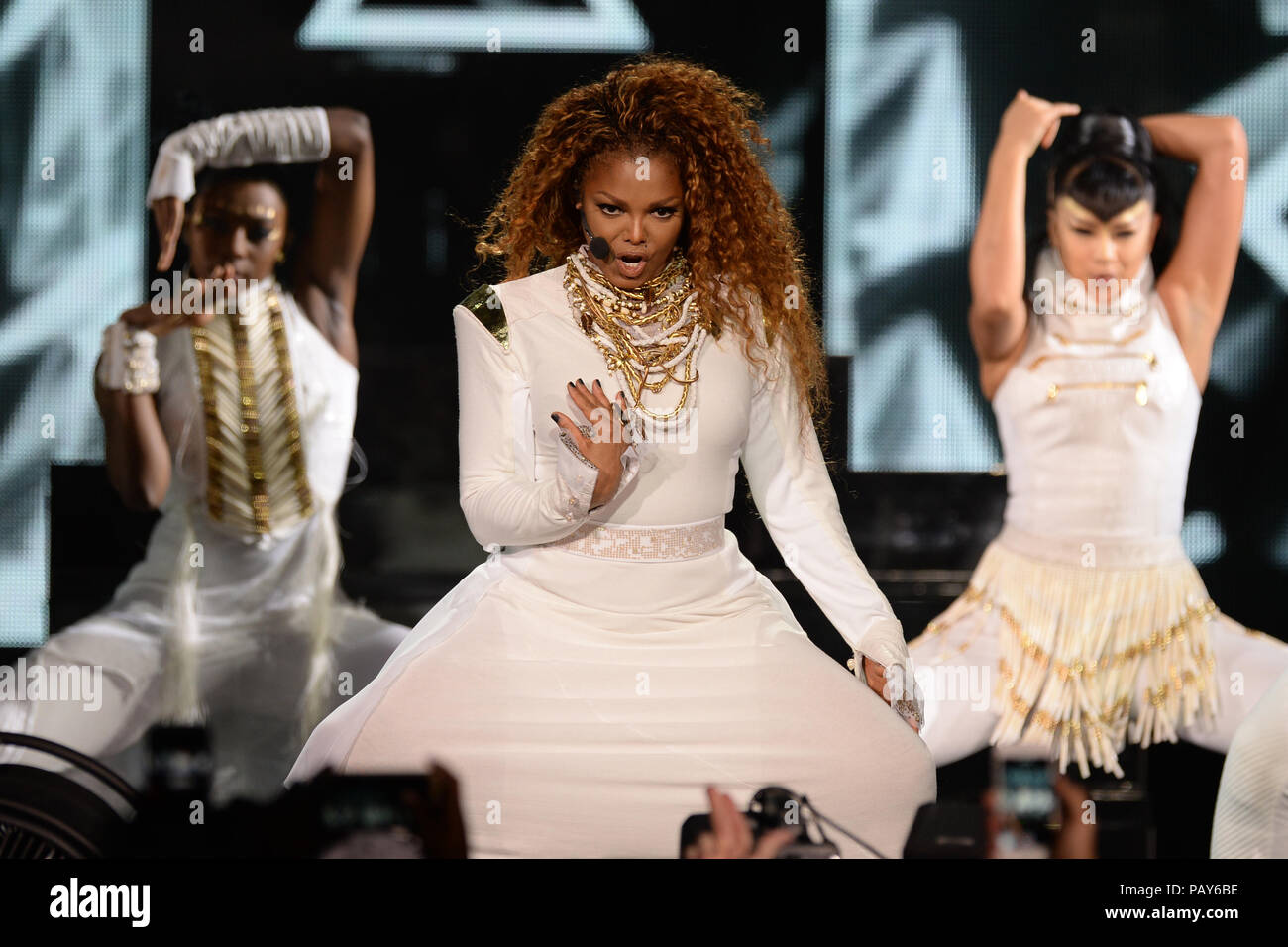 MIAMI, FL - SEPTEMBER 20: Janet Jackson performs at American Airlines ...