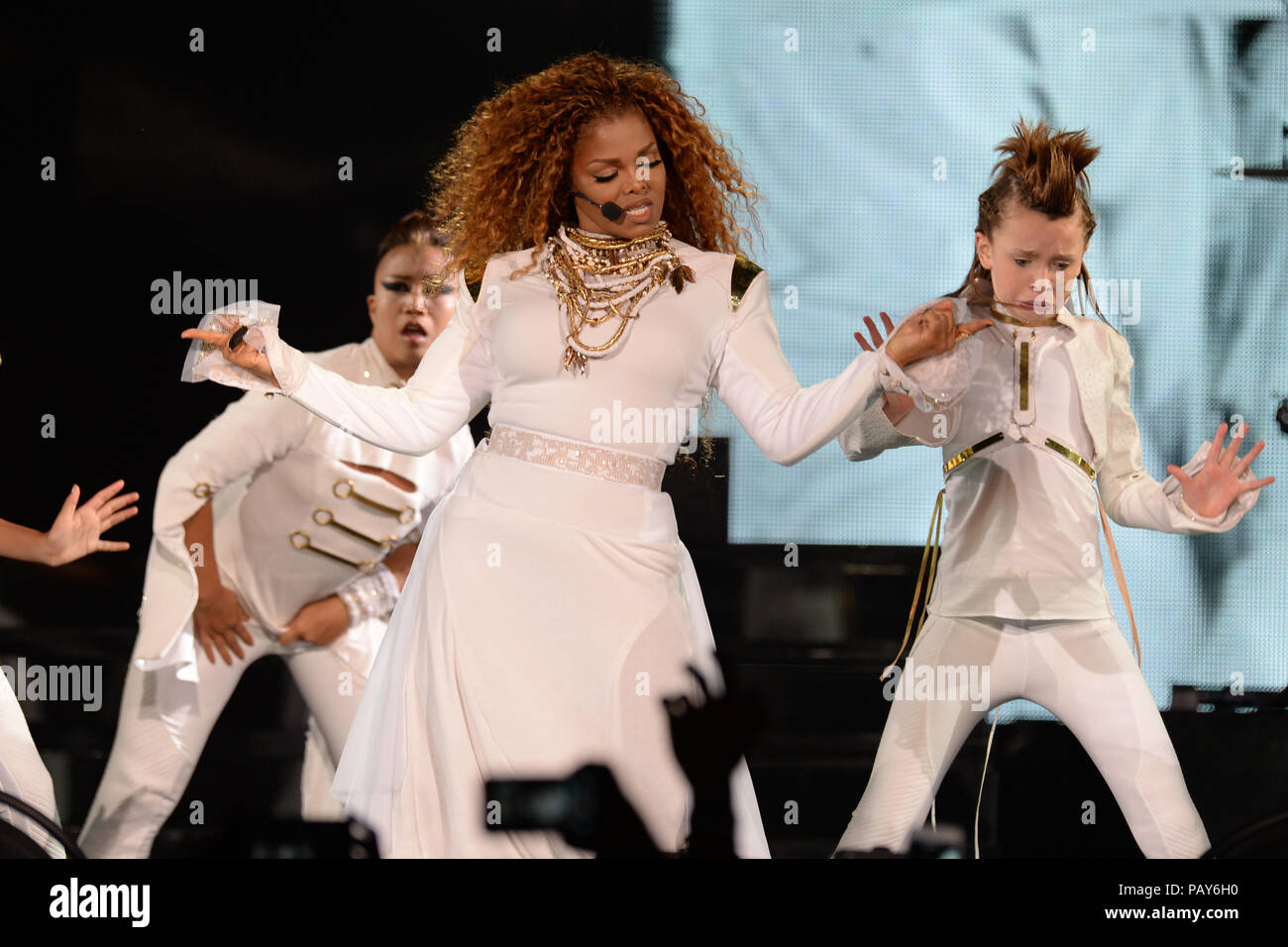 MIAMI, FL - SEPTEMBER 20: Janet Jackson performs at American Airlines ...