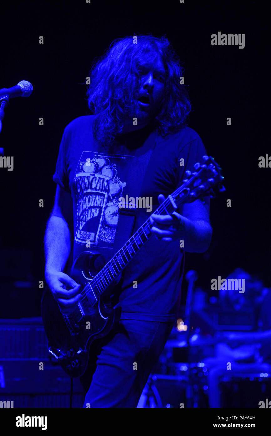 MIAMI BEACH, FL - AUGUST 22: Billy Gordon of J Roddy Walston and the ...