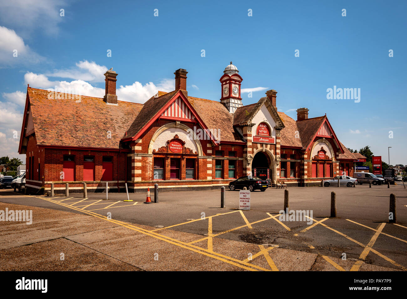 Bexhill station hi-res stock photography and images - Alamy