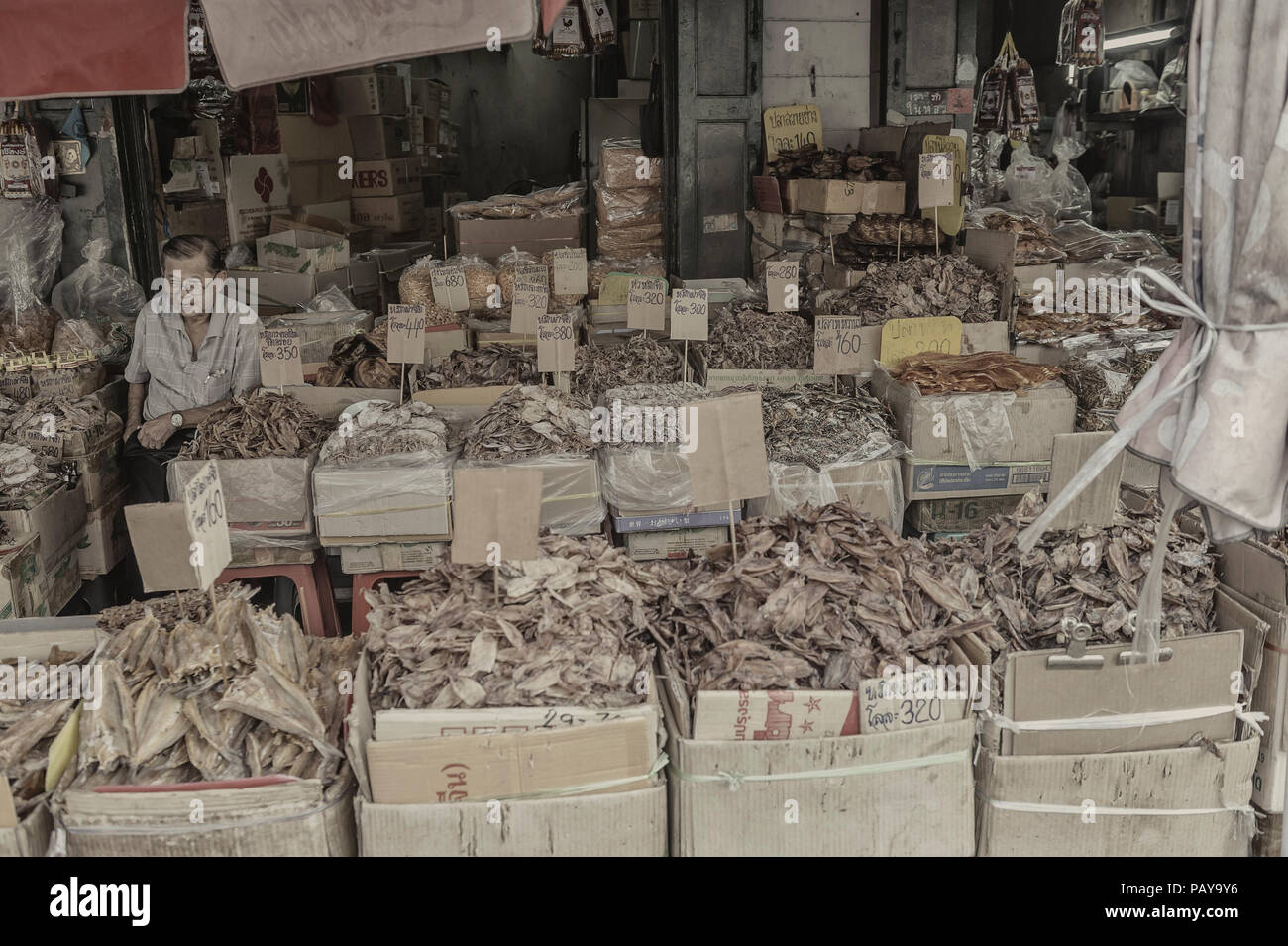 Thailand dried fish hi-res stock photography and images - Alamy