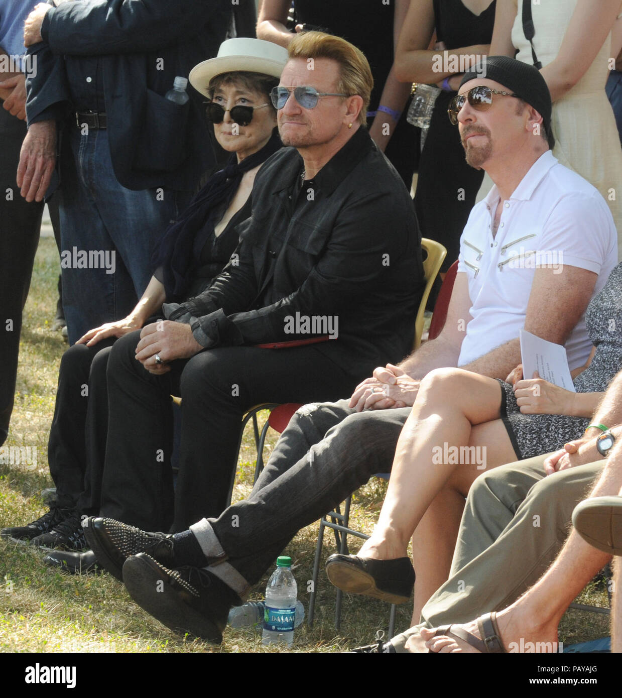 NEW YORK, NY - JULY 29: Yoko Ono, Bono, Salil Shetty and The Edge ...