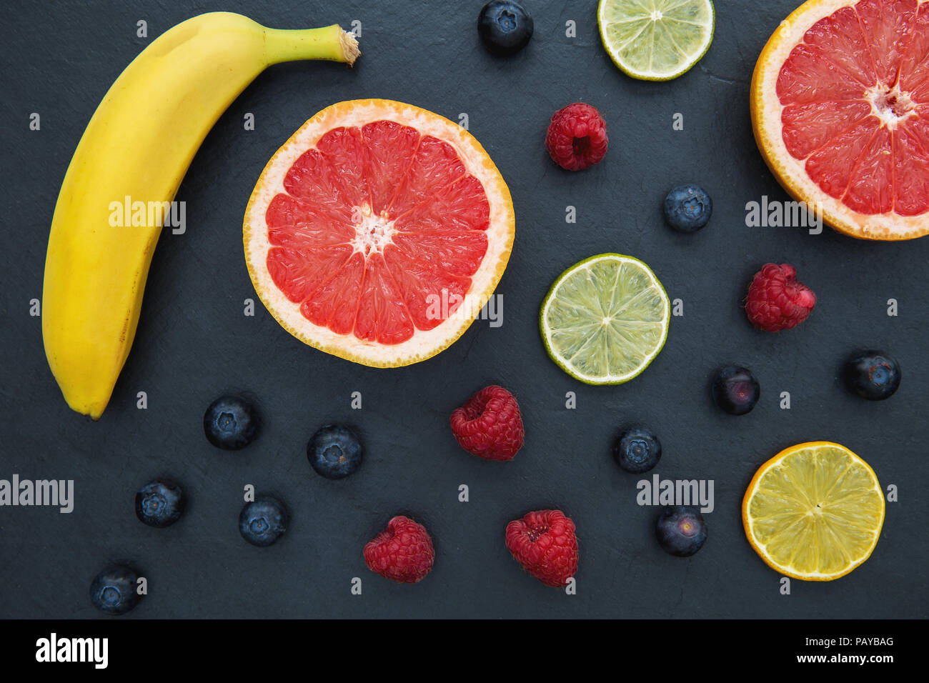 Dark food background hi-res stock photography and images - Alamy