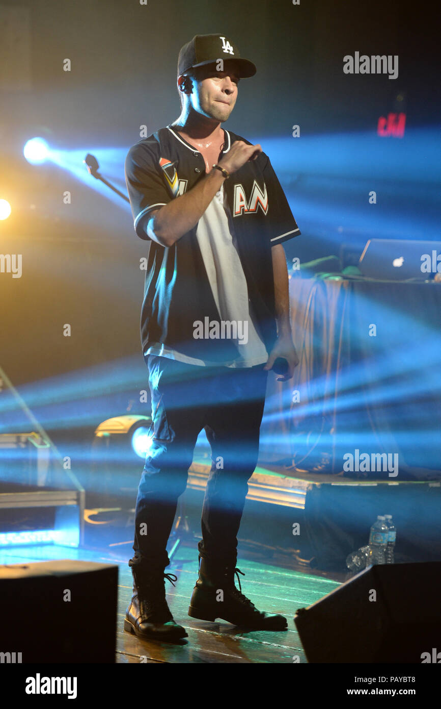 FORT LAUDERDALE FL - JULY 25: Singer Jake Miller poses for a performs ...