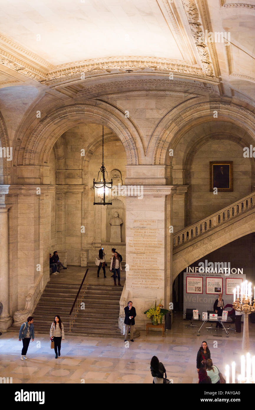 Nyc public library on 5th ave hi-res stock photography and images - Alamy