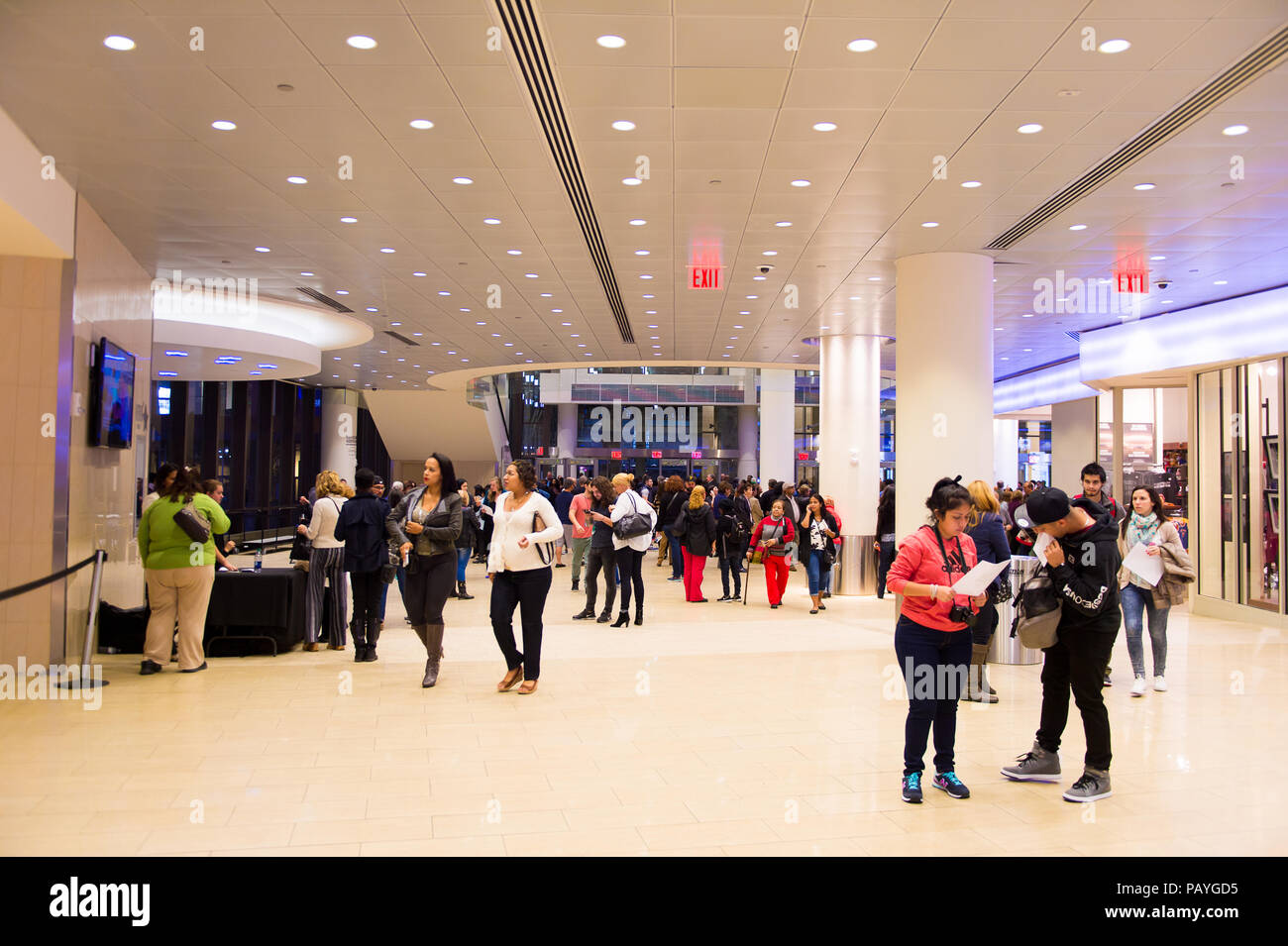 NEW YORK, USA - OCT 8, 2015: Interior of the Madison Square Garden, New ...