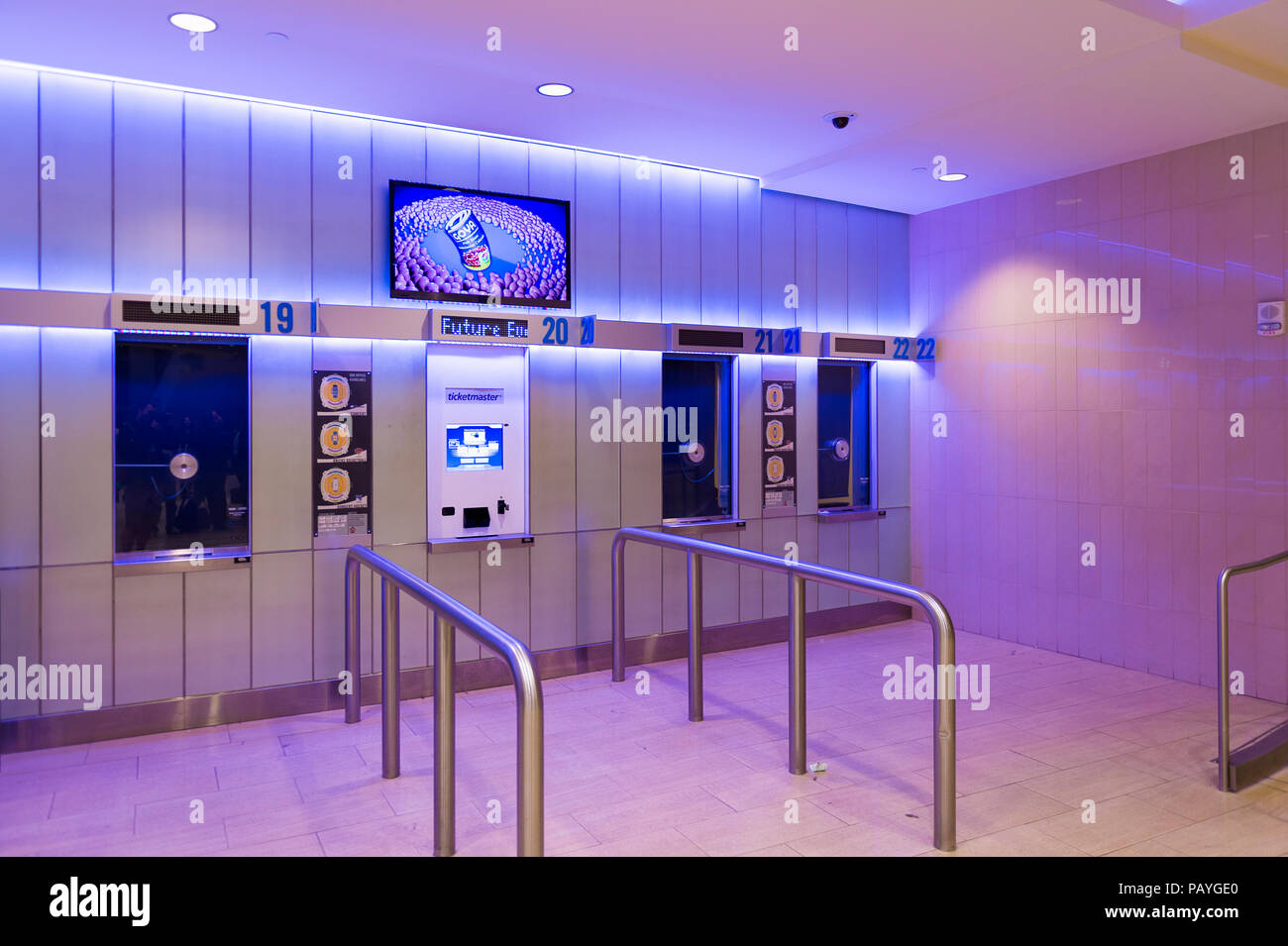 NEW YORK, USA - OCT 8, 2015: Interior of the Madison Square Garden, New ...
